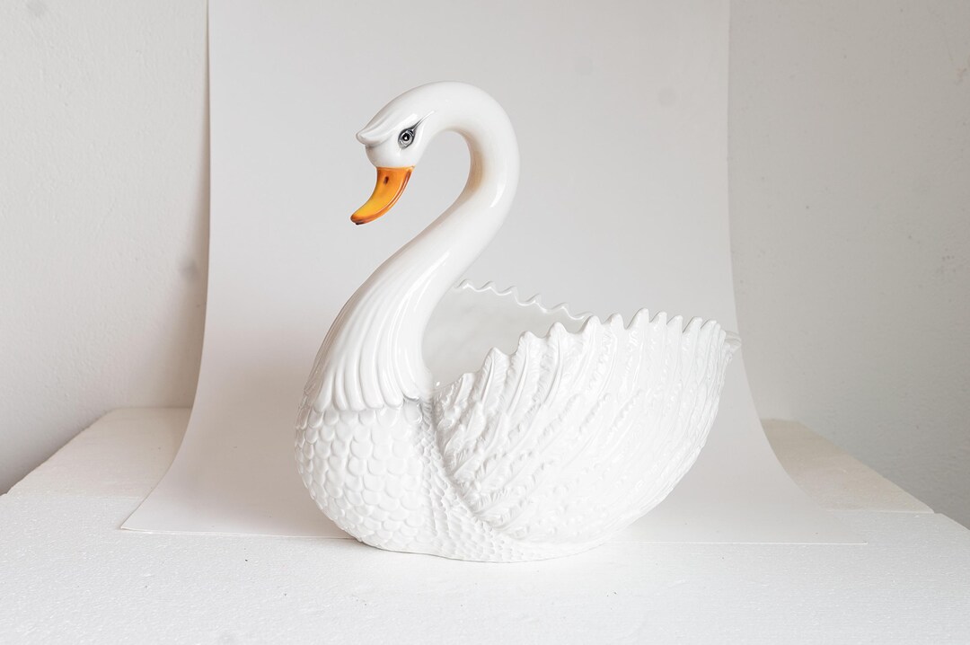 White Ceramic Swan Centerpiece - 55cm - Etsy