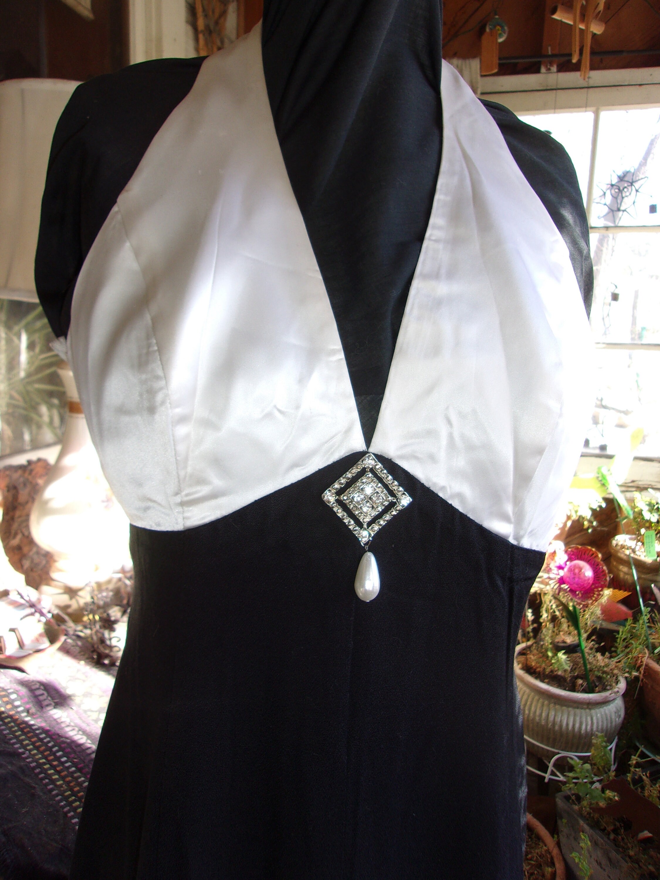 Vintage Elegant Delaru Floor-length Black & White Cocktail Formal Dress ...
