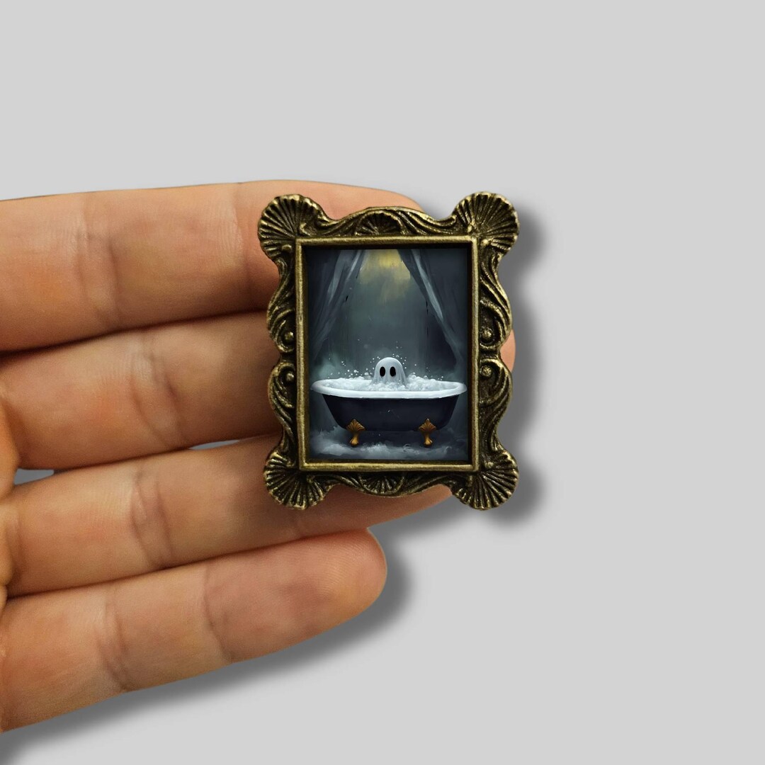 Bathing Ghost Mini Picture Frame in Mini Vintage Style as a Funny Cute ...