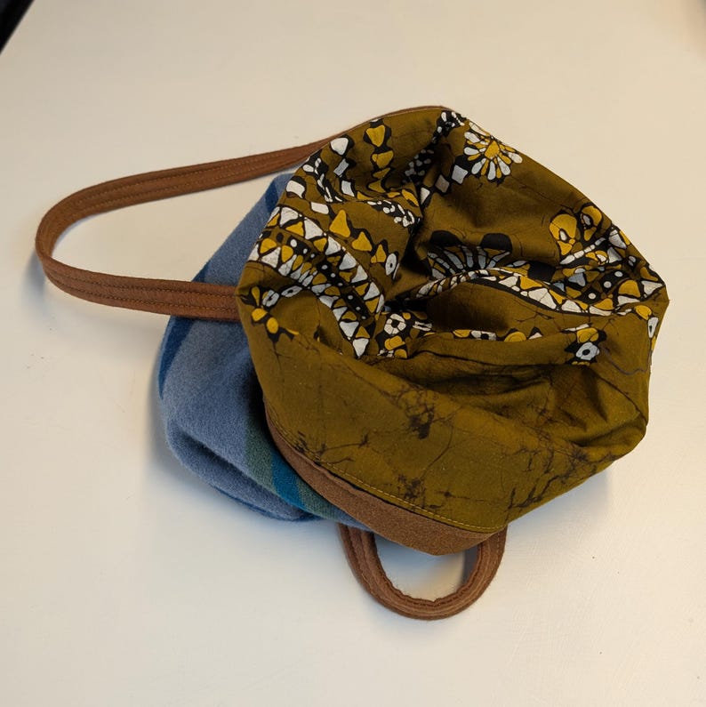 Reclaimed Wool Blanket Tote Bag: African Batik Lining - Etsy