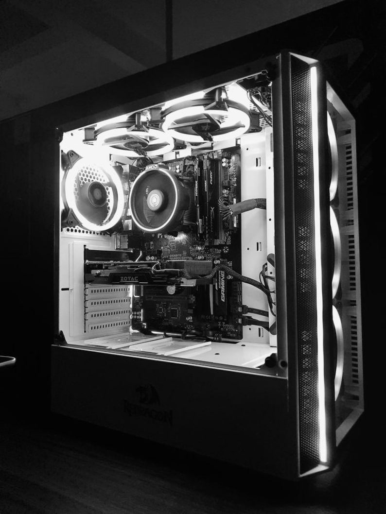 Custom PC Builds & Gaming Rigs, Affordable Gaming PC Assembly, High ...
