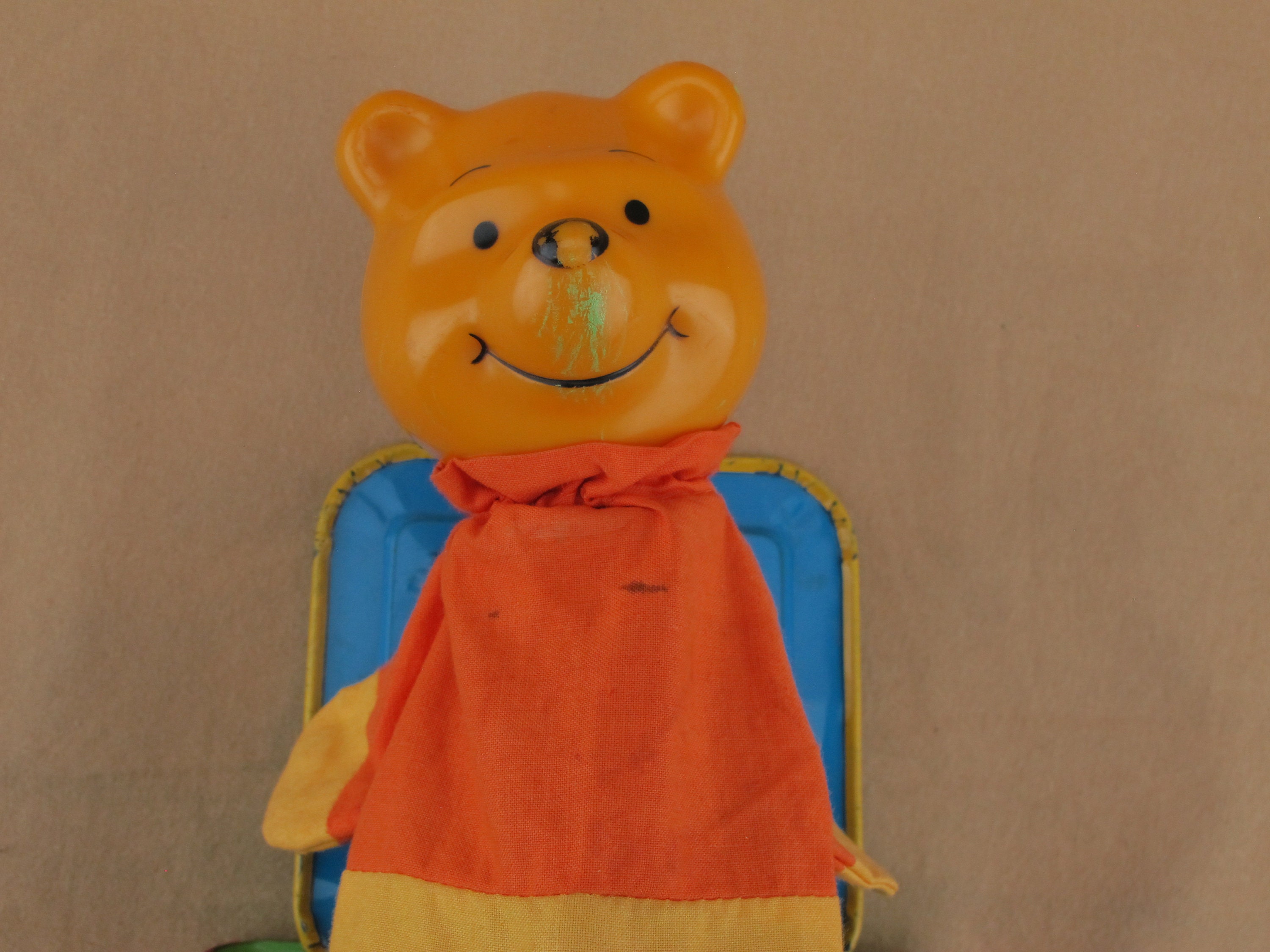 Vtg Winnie the Pooh in the Music Box Hand Crank pop Goes the Weasel ...