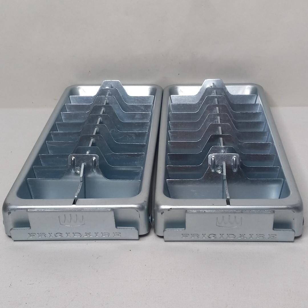 2 Vintage Frigidaire Freezer Aluminum Metal Ice Cube Trays 20 Cubes ...