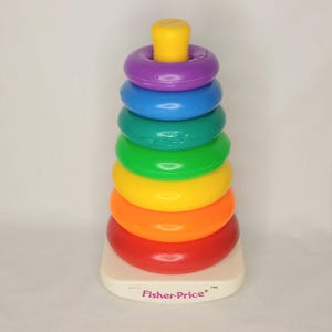 SEE DESCRIPTION -vtg Fisher Price Rock-a-stack Toy Rainbow 7 Rings ...