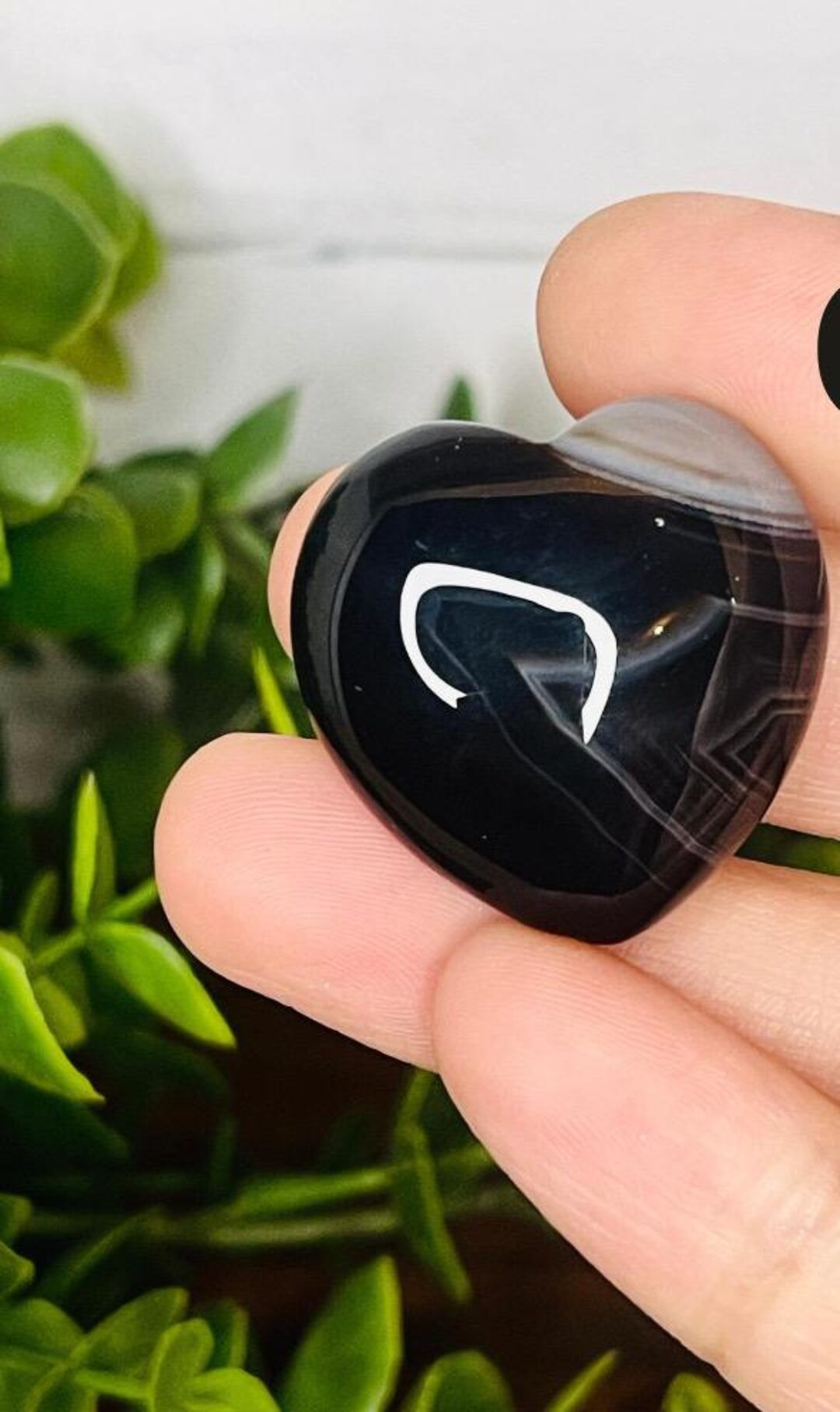 Onyx Crystal Heart Carving , for Courage , Strength & Tenacity and ...