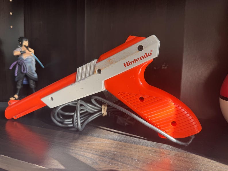 Nintendo Zapper Light Gun Controller Orange OEM Official Tested NES-005 ...