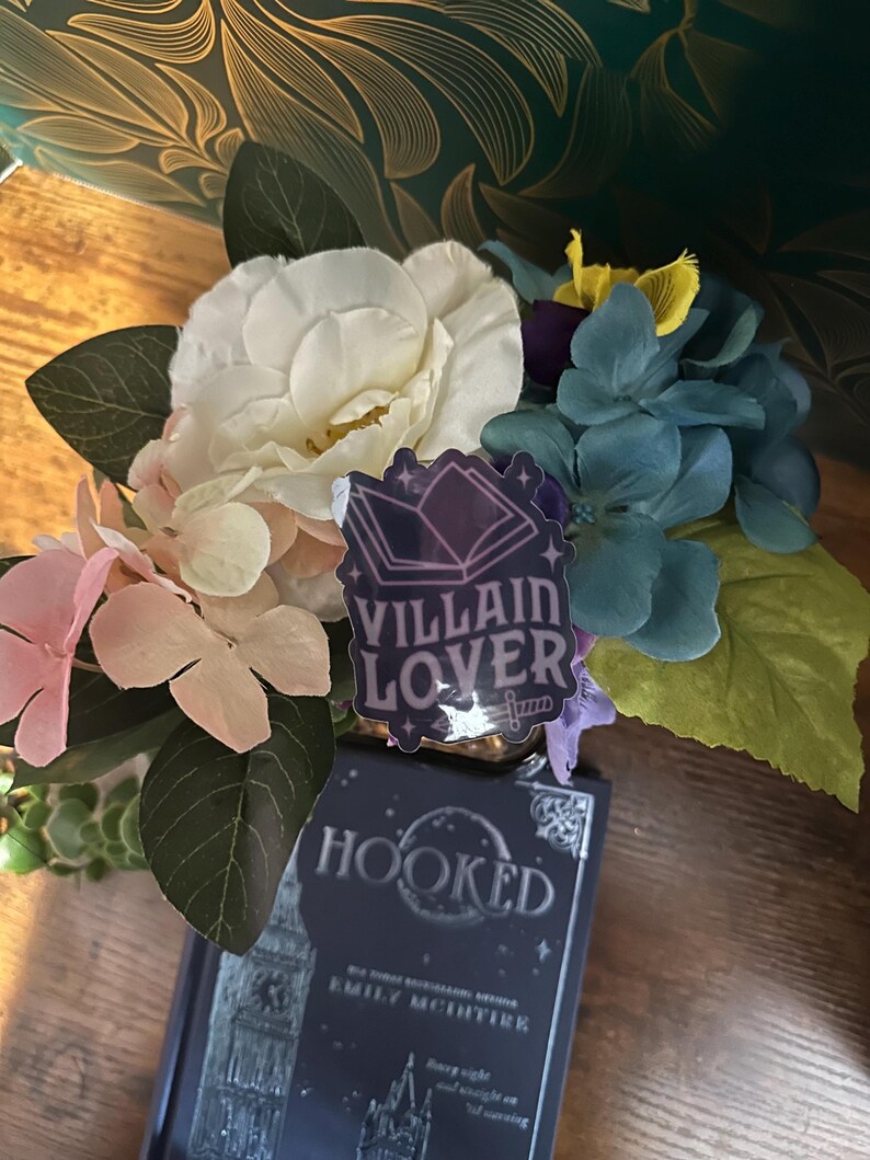 Villain Lover Sticker - Etsy
