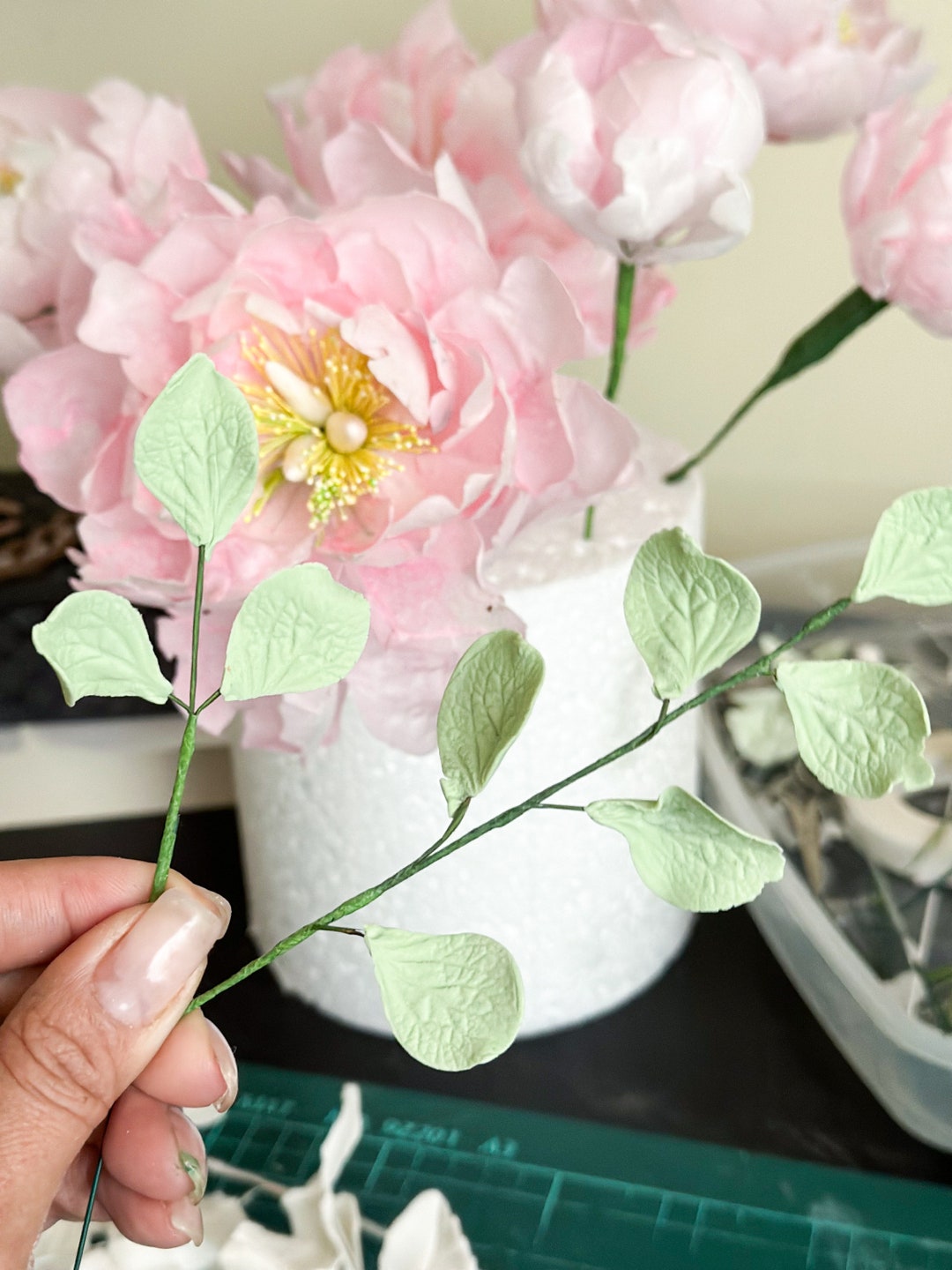 Sugar Paste Leaves Branch / Edible Decor / Wedding Cakes / Floral ...