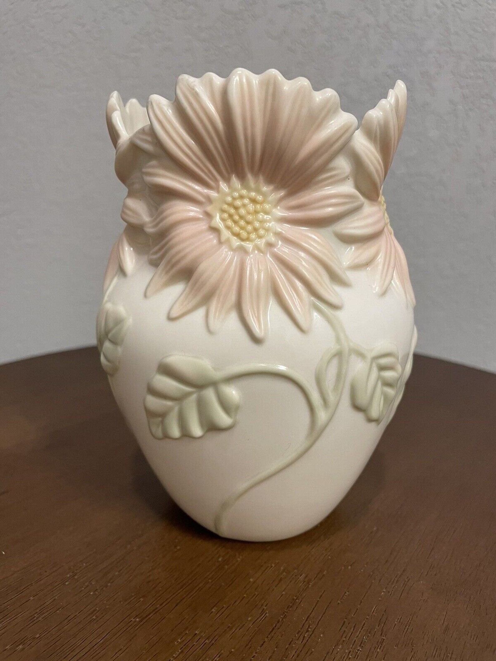 Collectible Handcrafted Lenox Gerbera Daisy 6" Vase - Floral Blossoms ...