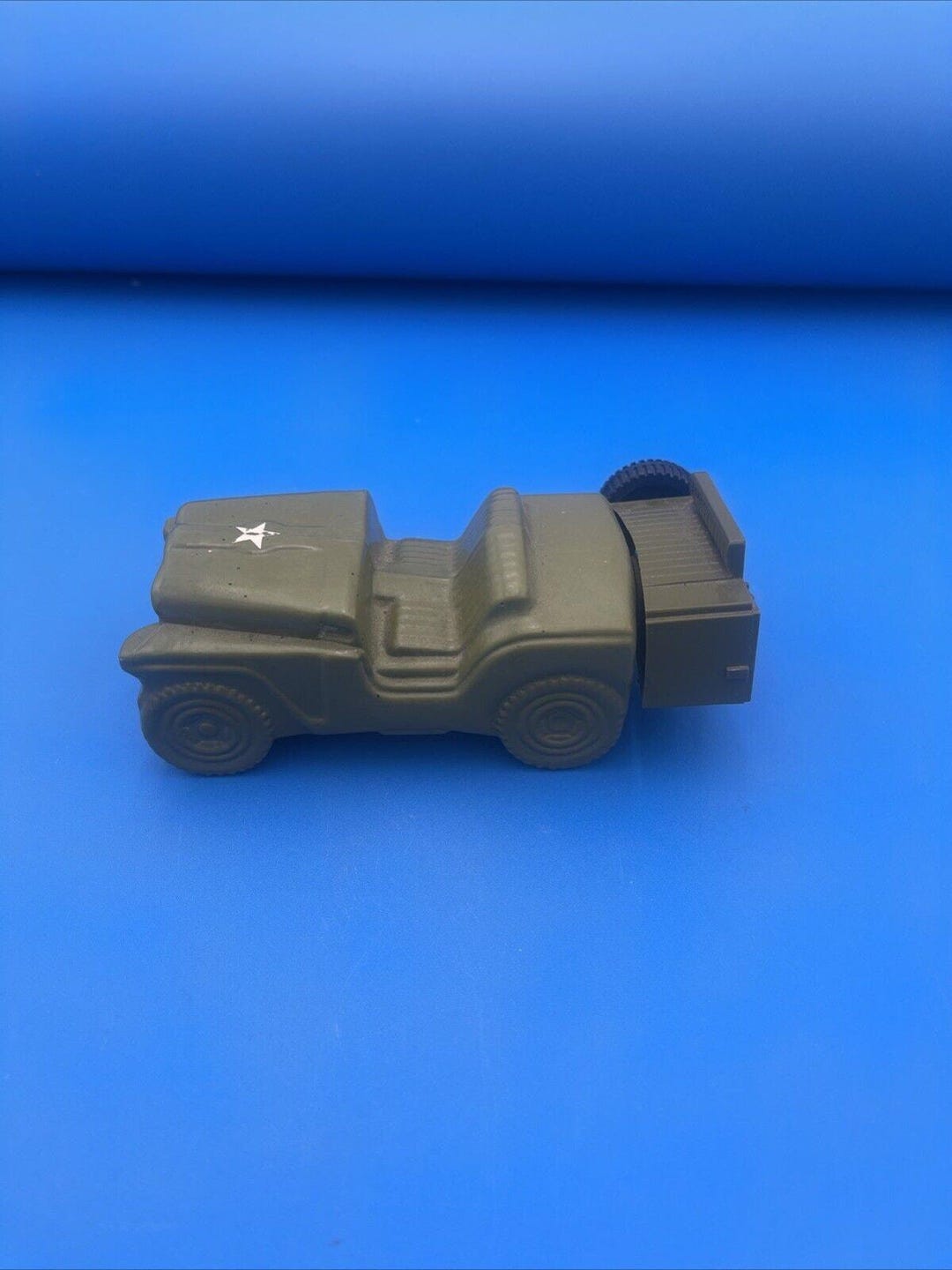 Avon Green Army Jeep Wild Country After Shave Decorative Bottle EMPTY ...