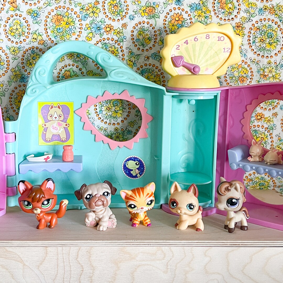 Bulk Lot Littlest Pet Shop LPS 7 Pets Get Better Center. Rare Renard ...