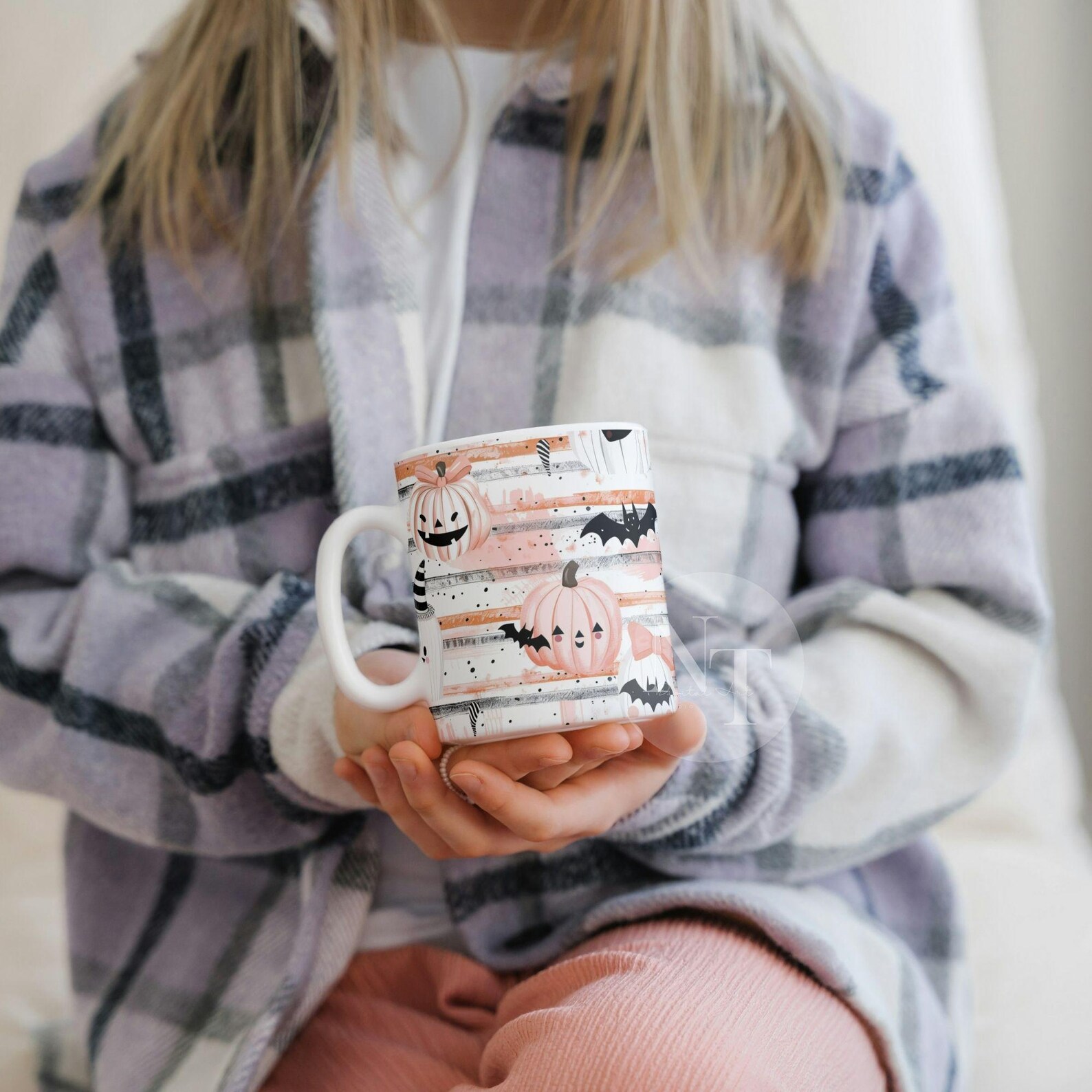 Cute Pink Ghost Halloween Digital Paper, Retro Halloween Seamless ...