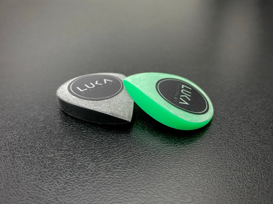 Handmade 6mm Thick Guitar Pick Made of Durable Uhmwpe Black Green ...