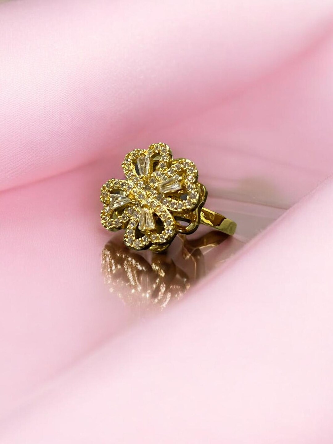 Aesthetic Four Leaf Clover Spinning Ring, Zircon Fidget Ring - Etsy