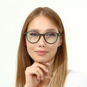 frames for petite faces