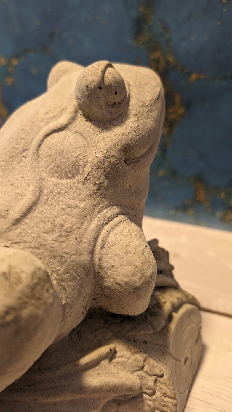 Handcrafted Concrete Frog on Log Statue - Etsy