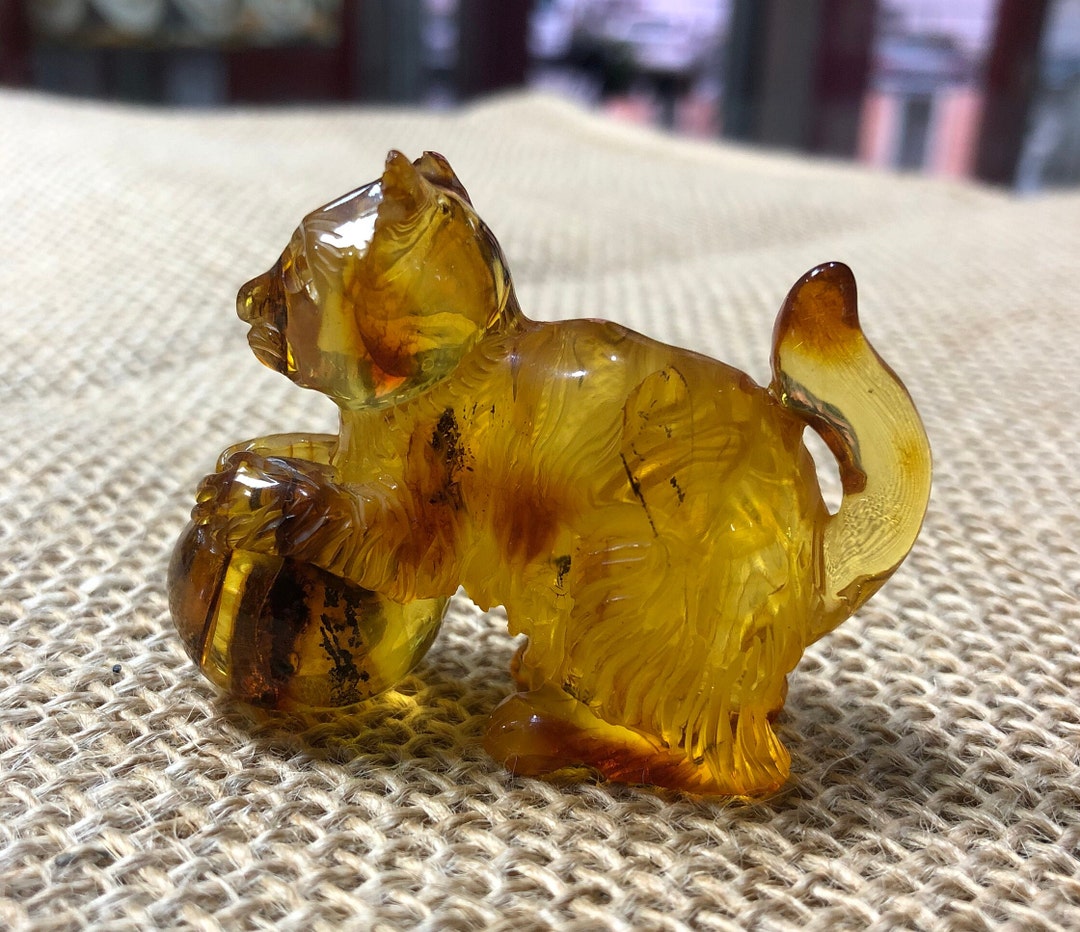 Amber Art Carved Cat, Collectible Art Cutted Amber Cat for Collectors ...