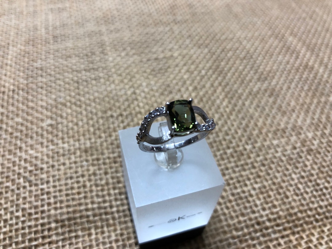Moldavite Woman Rings / Brutalist Rings / Moldavite Jewelry / Rings for ...