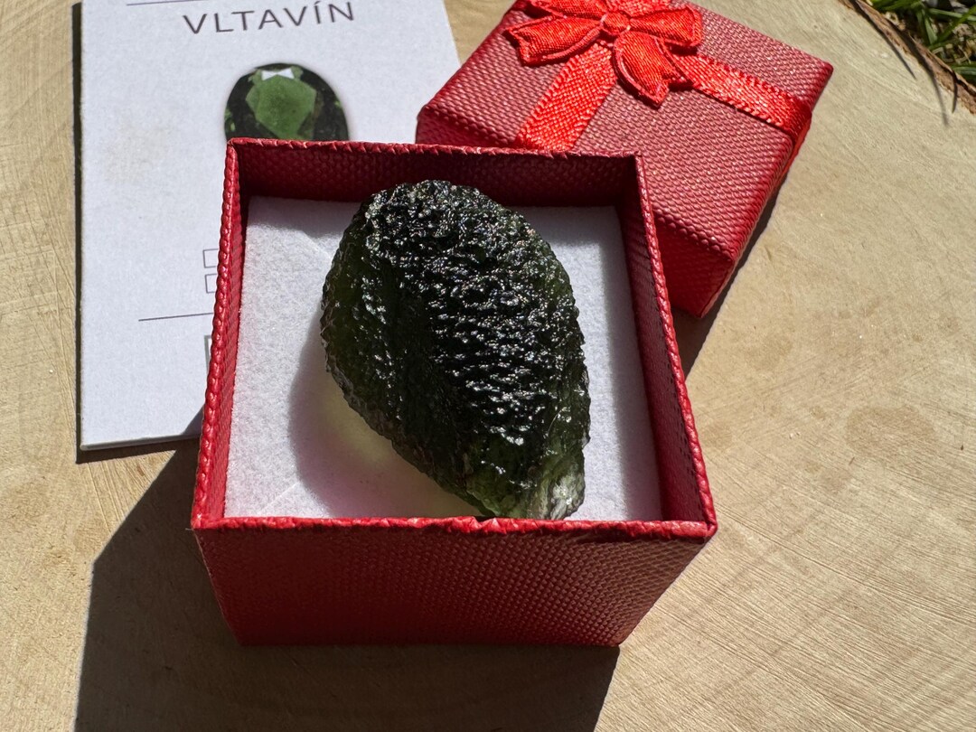 Moldavite Ball From Chlum, Raw Moldavite , High Power Stone, Healing ...