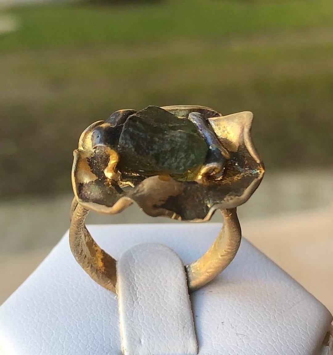 Handmade Witchy Moldavite Ring in 925 Sterling Silver - Moldavite ...