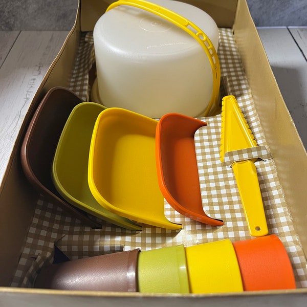 Tupperware Party Set - Etsy