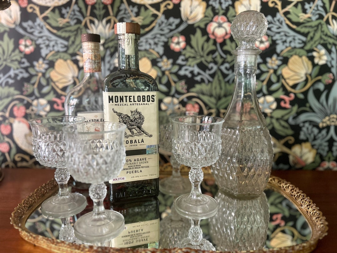 Vintage Decanter and 6 Matching Cocktail Glasses/bar Cart Decor ...