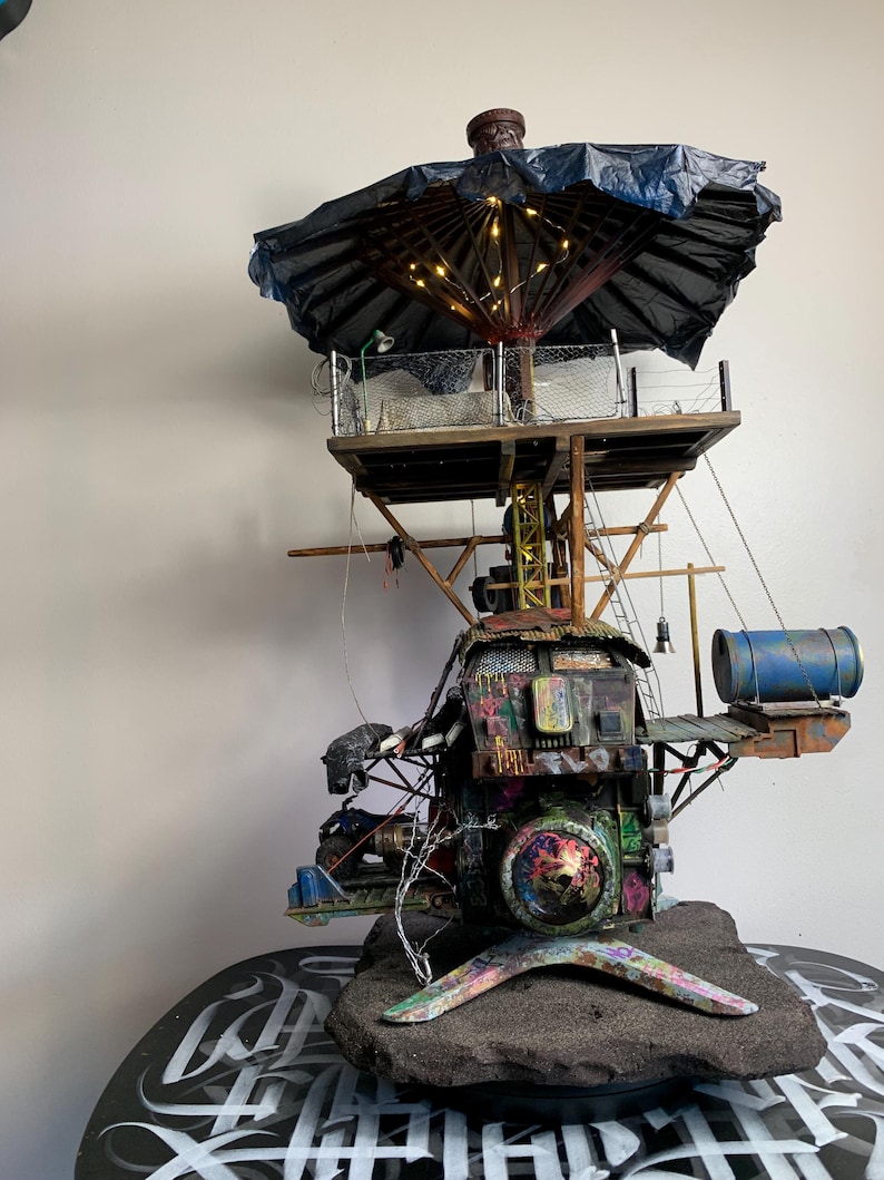 Diorama 1:24 Scale Hand Made Home Decor Sci-fi Scale Model Post ...