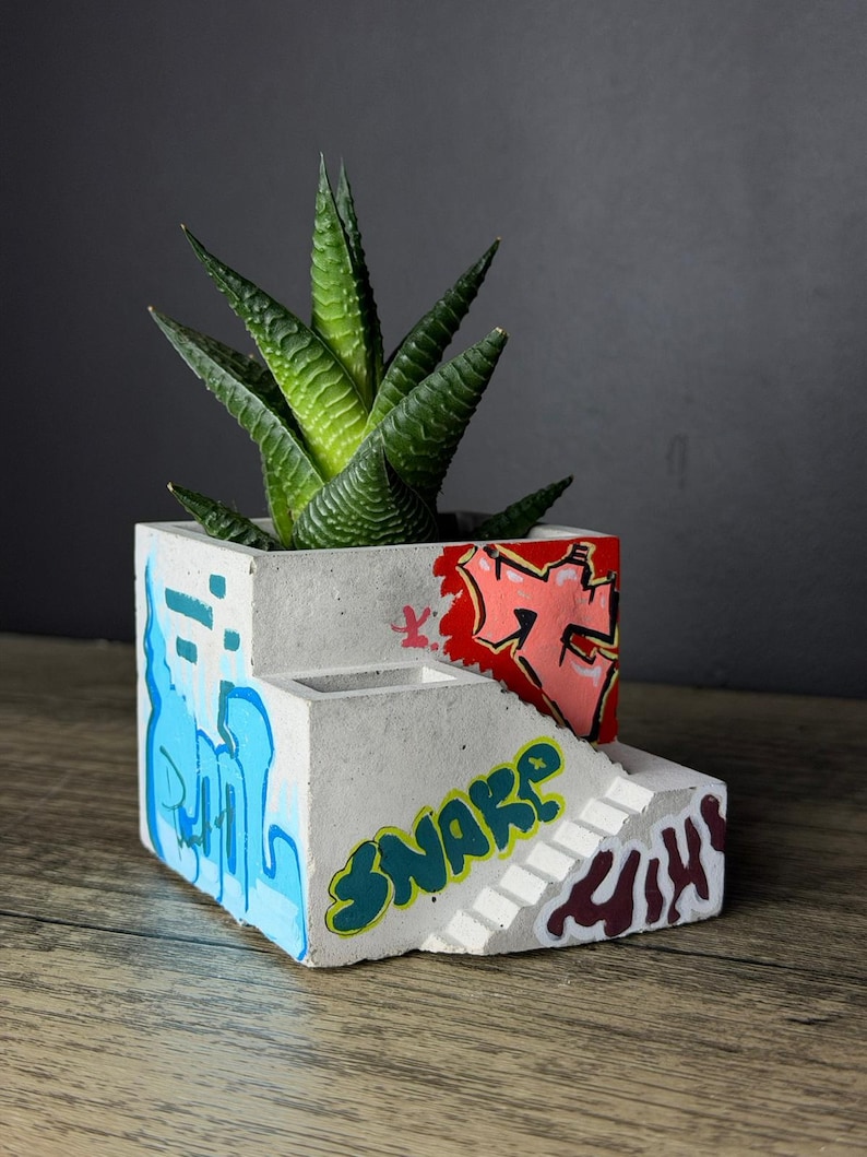 Stairs Square Graffiti Concrete Planter, Graffiti Art Planter, Street ...