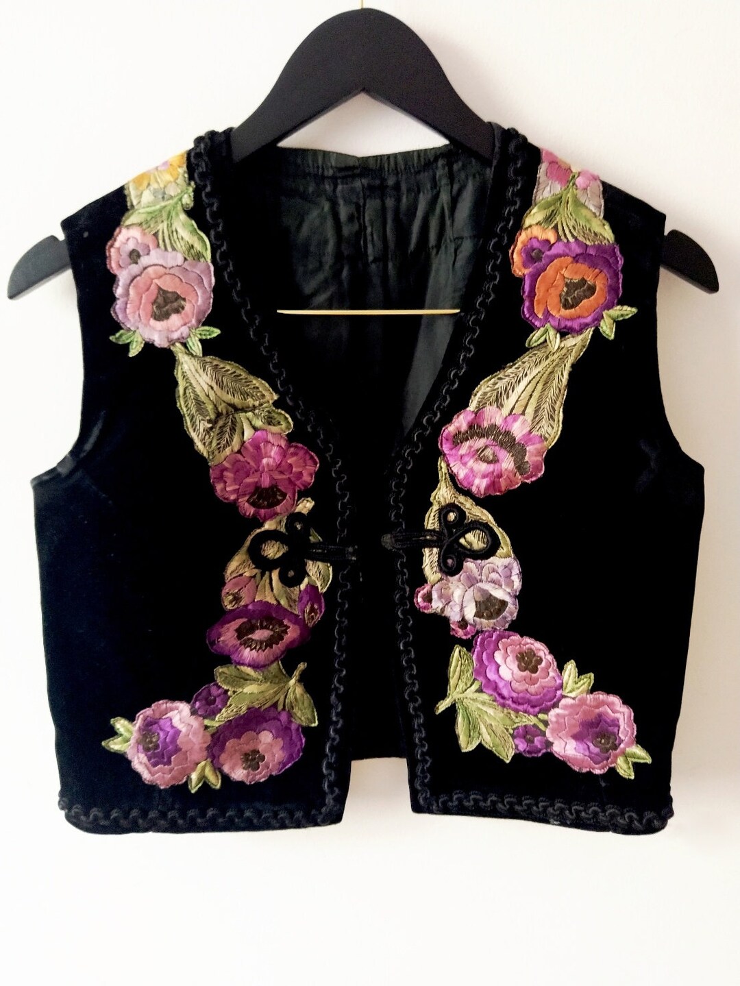 Antique Vest Hand Embroidered Floral Vest Folklore Transylvanian Vest ...