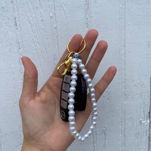 Pearl Car Key-chain - Etsy