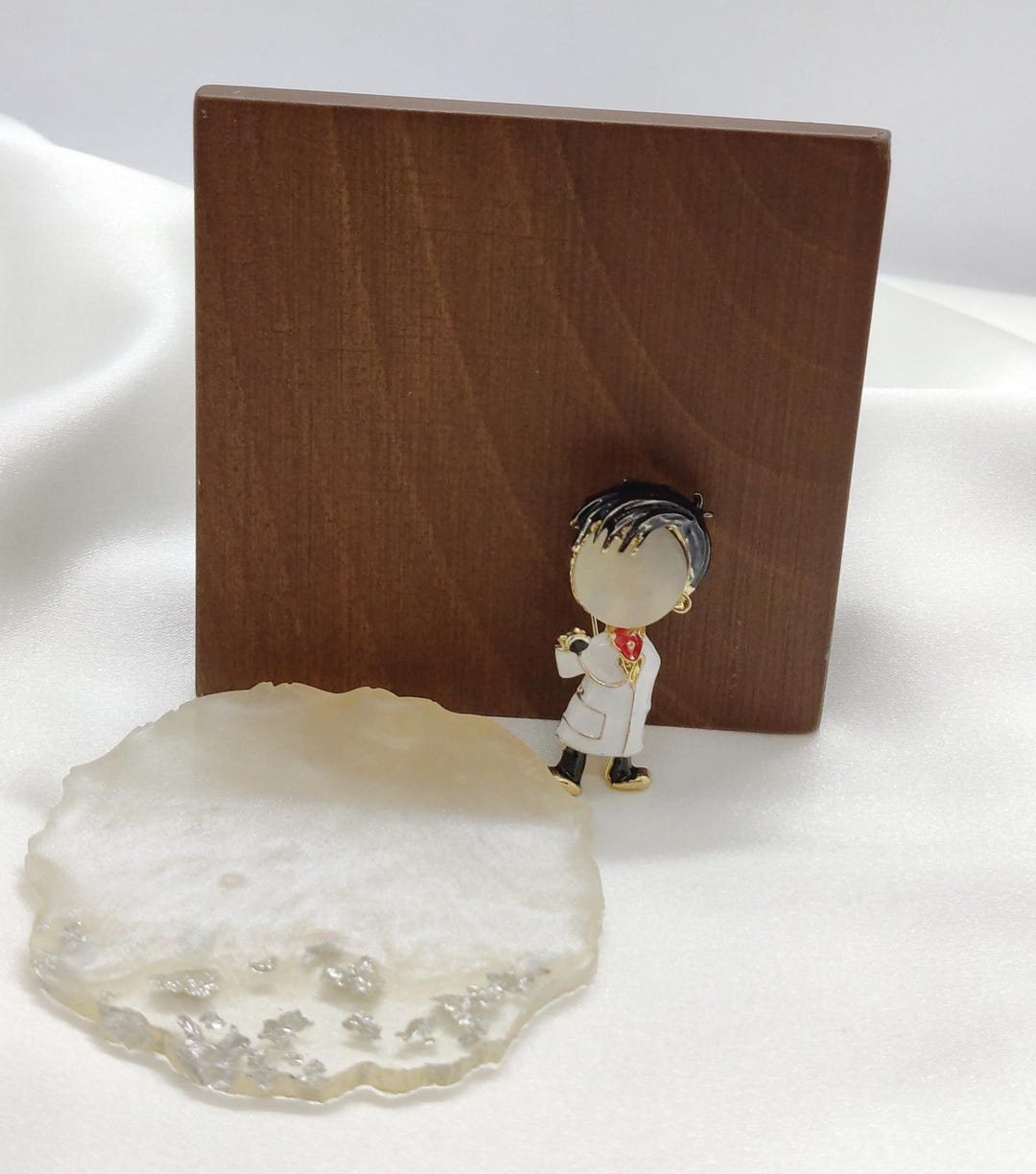 Brooch for Male Doctors, Custom Stainless Steel Lapel Pins for Doctors ...