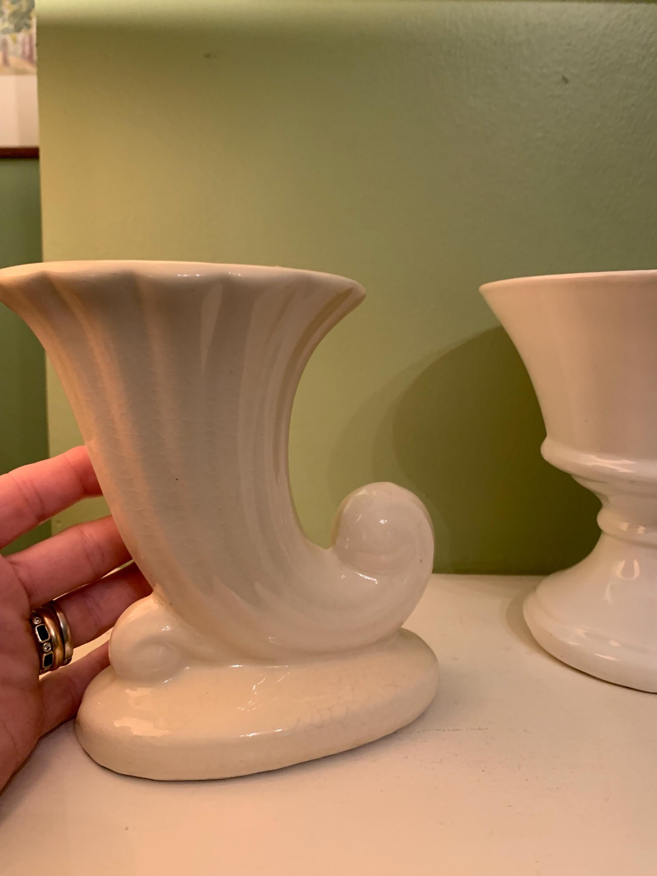 Shawnee Vintage Cornucopia Pottery Flower Vase - Etsy