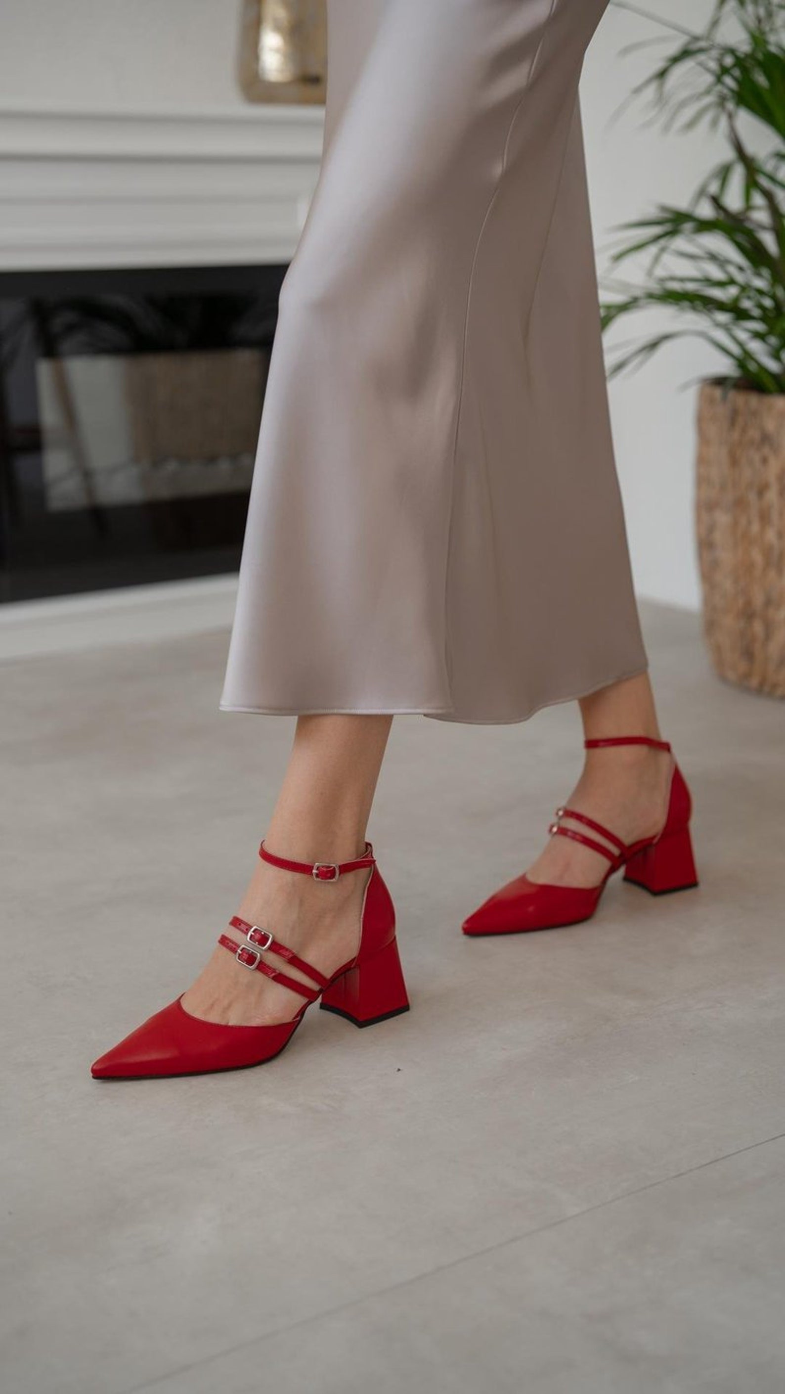 Red Genuine Patent Leather Women Shoe, High Quality Patent Leather ...