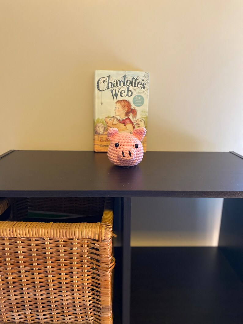 Charlottes Web & Wilbur the Stuffed Pig - Etsy