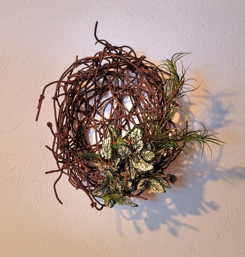 Vintage Rusty Wire Basket, Wire Sculpture, Wire Art - Etsy