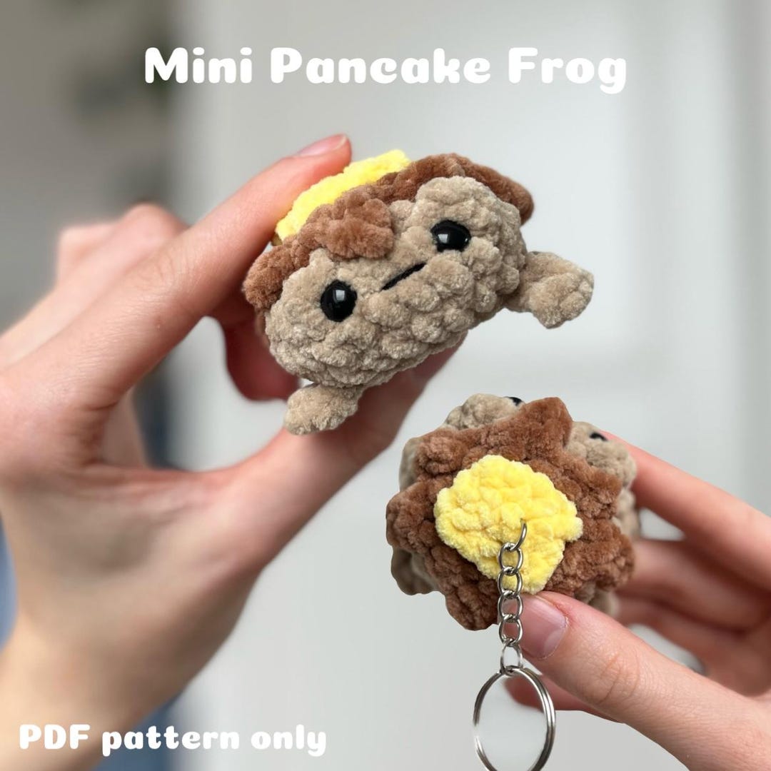 Mini Pancake Frog Crochet Pattern - Frog Bag Charm Pancake Amigurumi ...