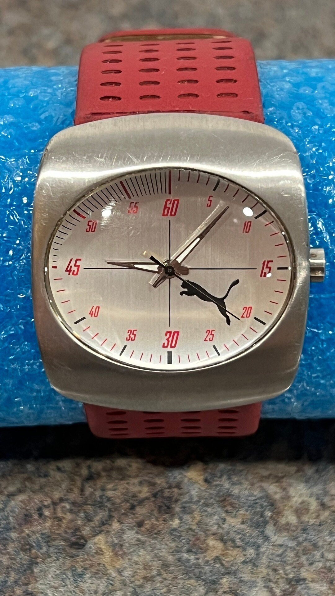 Vintage Analog Puma Rare 1970's 70's Quartz Watch 37.5mm Red Leather ...