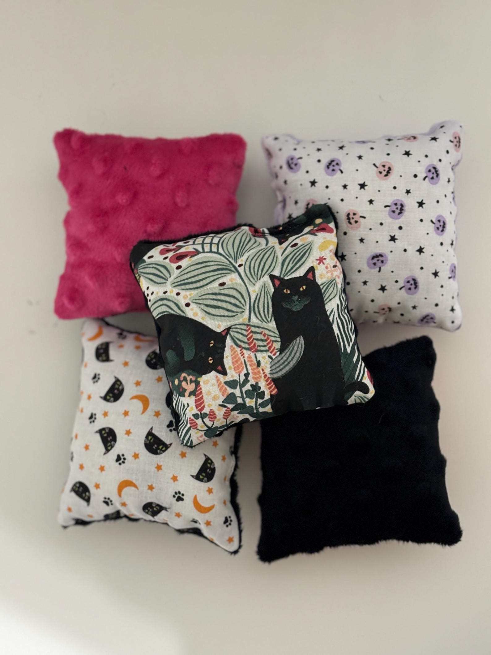 Catnip Silvervine Puff - Cat Toy - Etsy