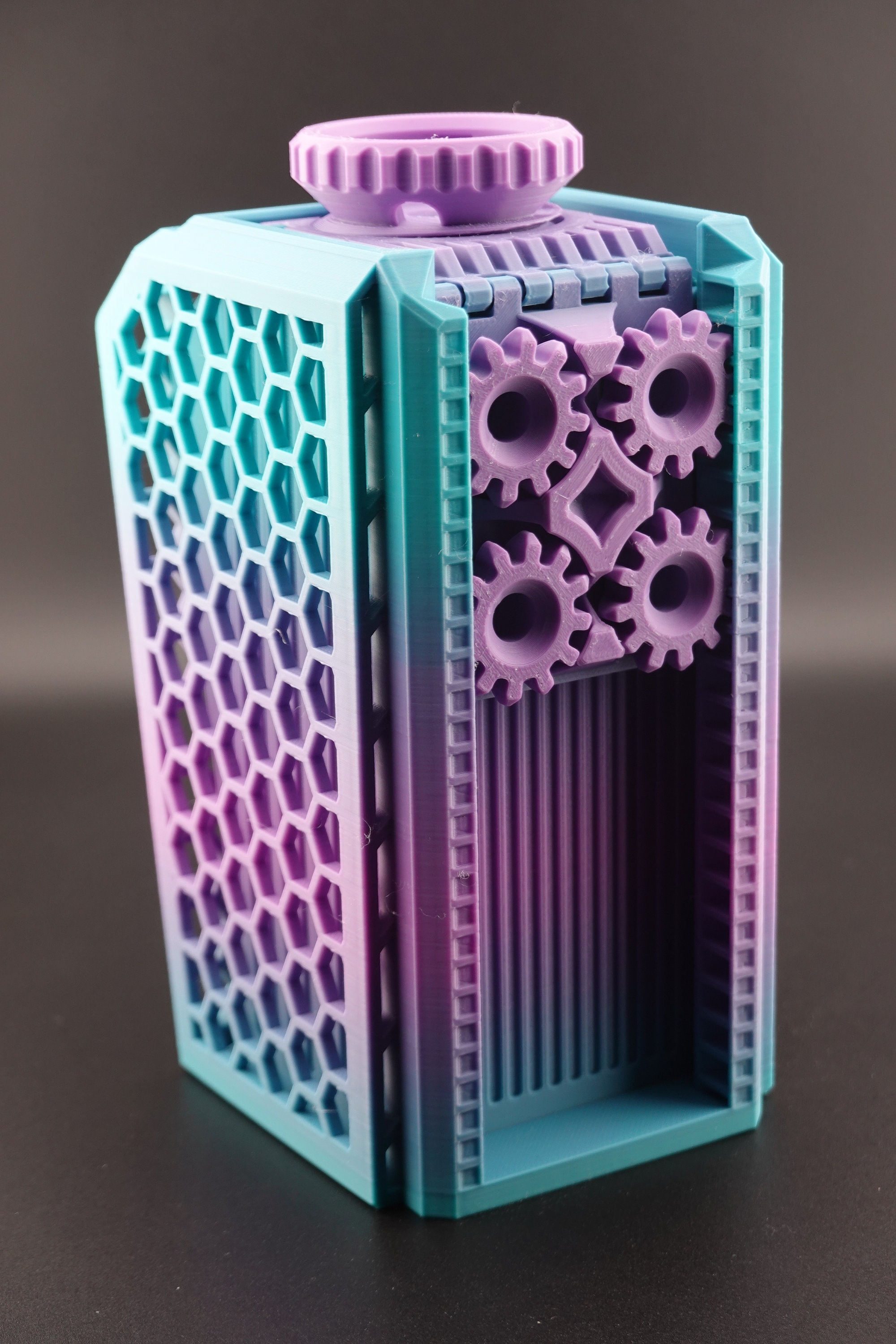 Torque Box: Unique 3D Printed Geometric Design Mechanical Spinning ...