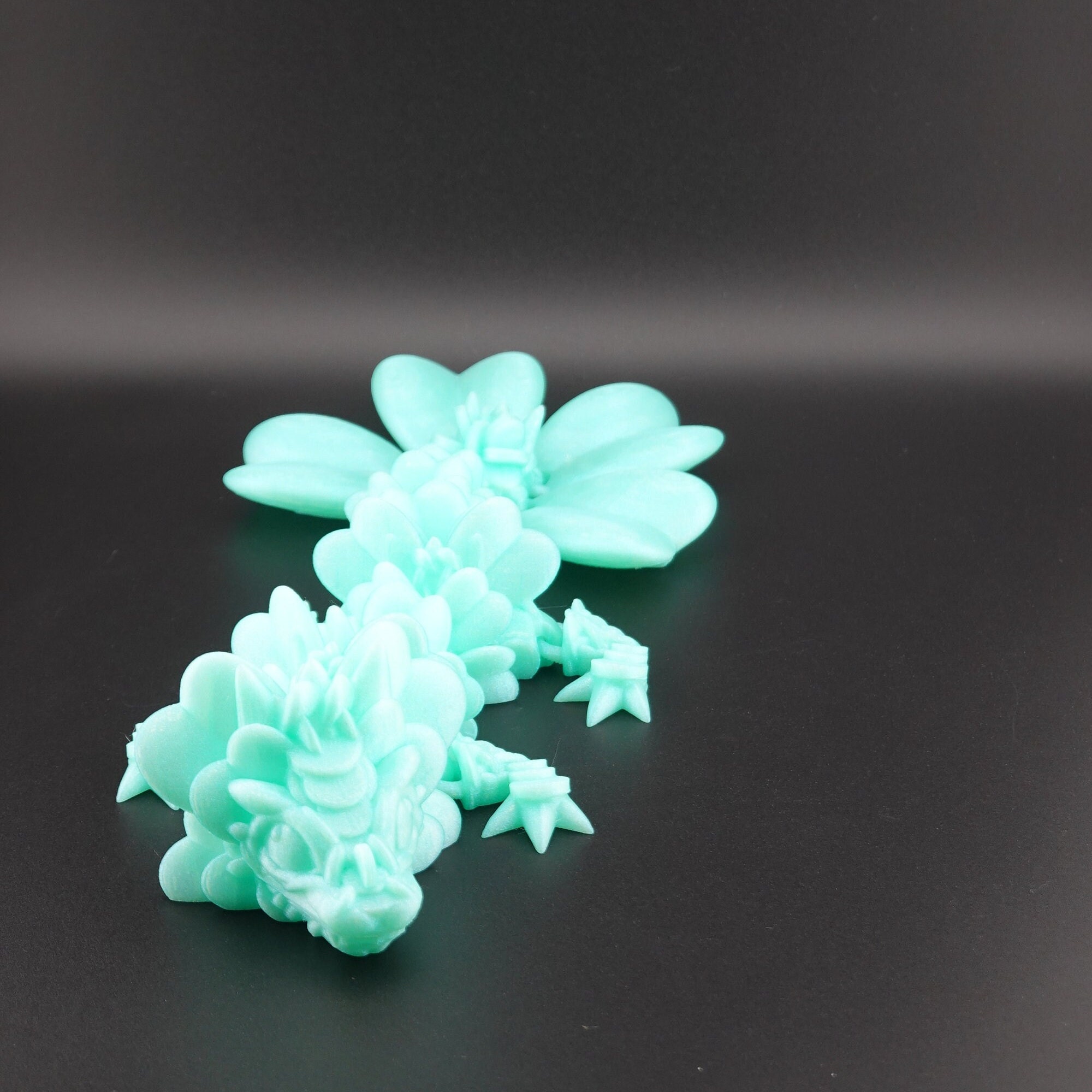 Baby Clover Dragon: Articulating 3D Printed Figurine With Clover Tail ...