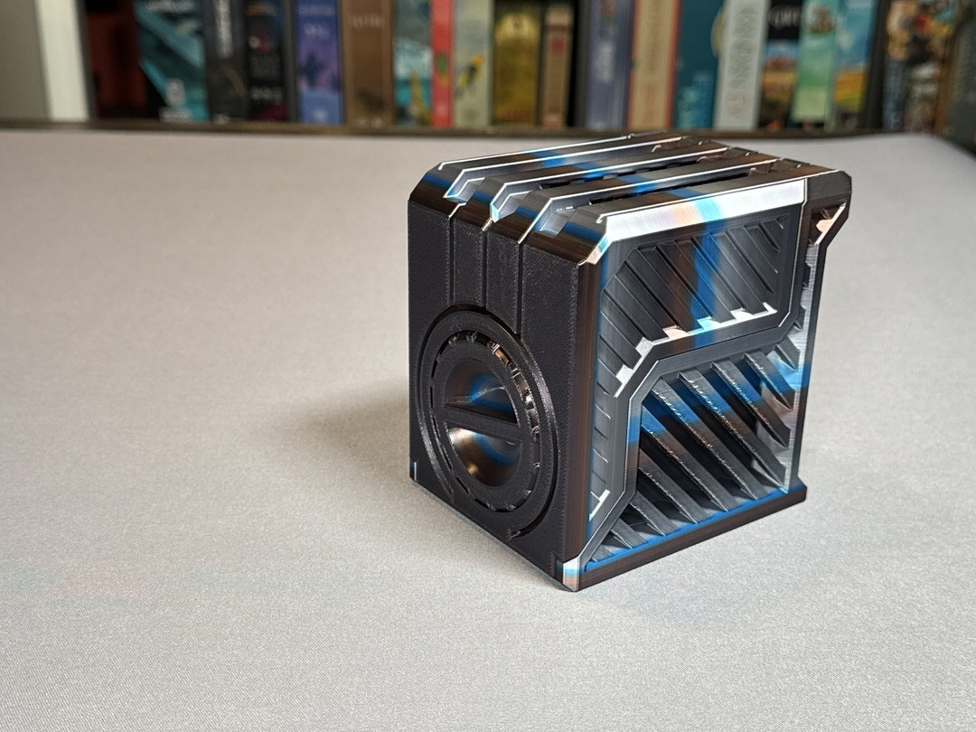 Sci Fi Magnetic Deck Box, 3D Printed Futuristic Card Storage, Commander ...