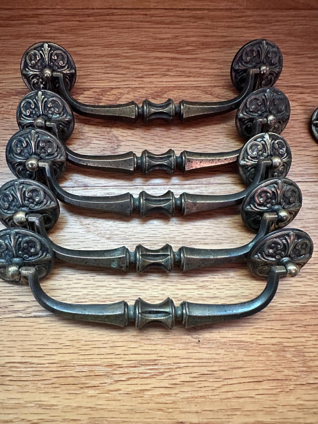 Vintage Brass Finish Dresser Pulls, Set of Mid Century Modern Knocker ...