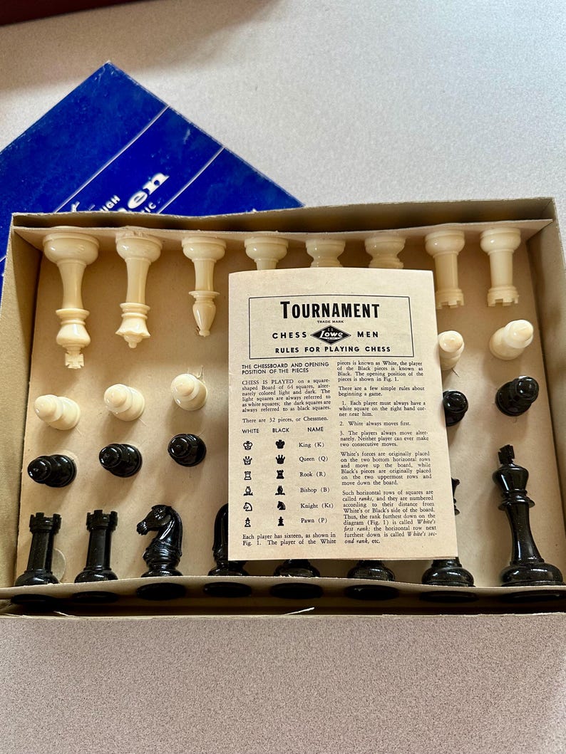 Vintage Tournament Chessman, Authentic 1950s Unbreakable Plastic Chess ...