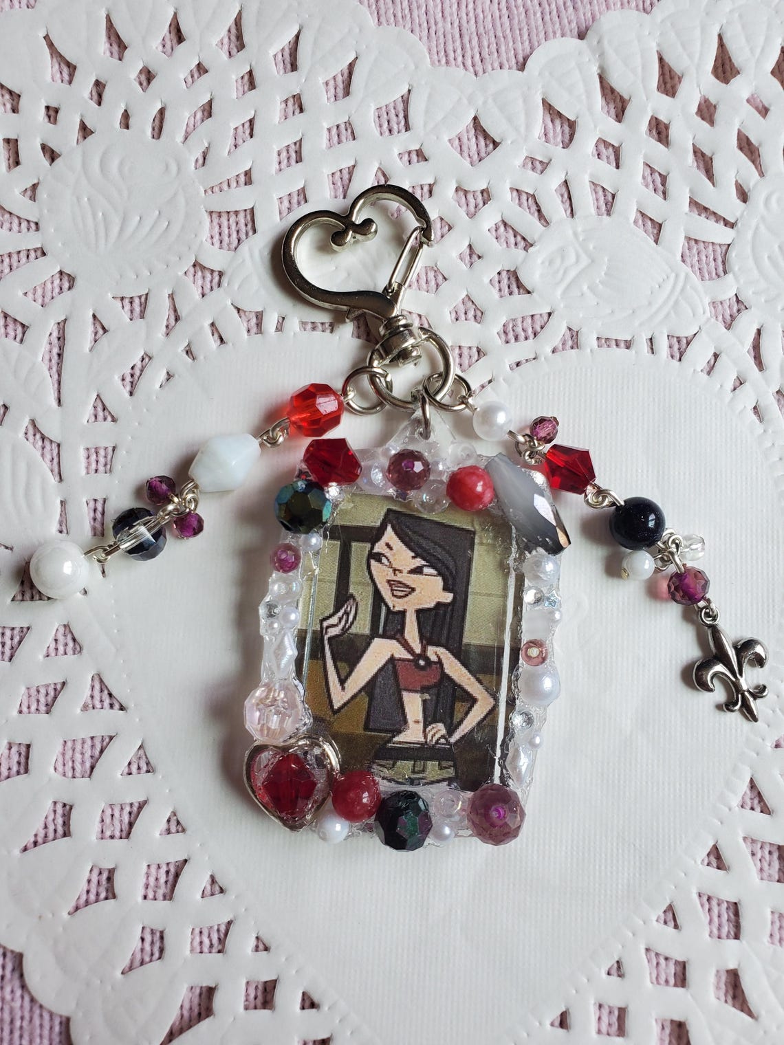 Total Drama Island Beaded Character Keychains - Etsy