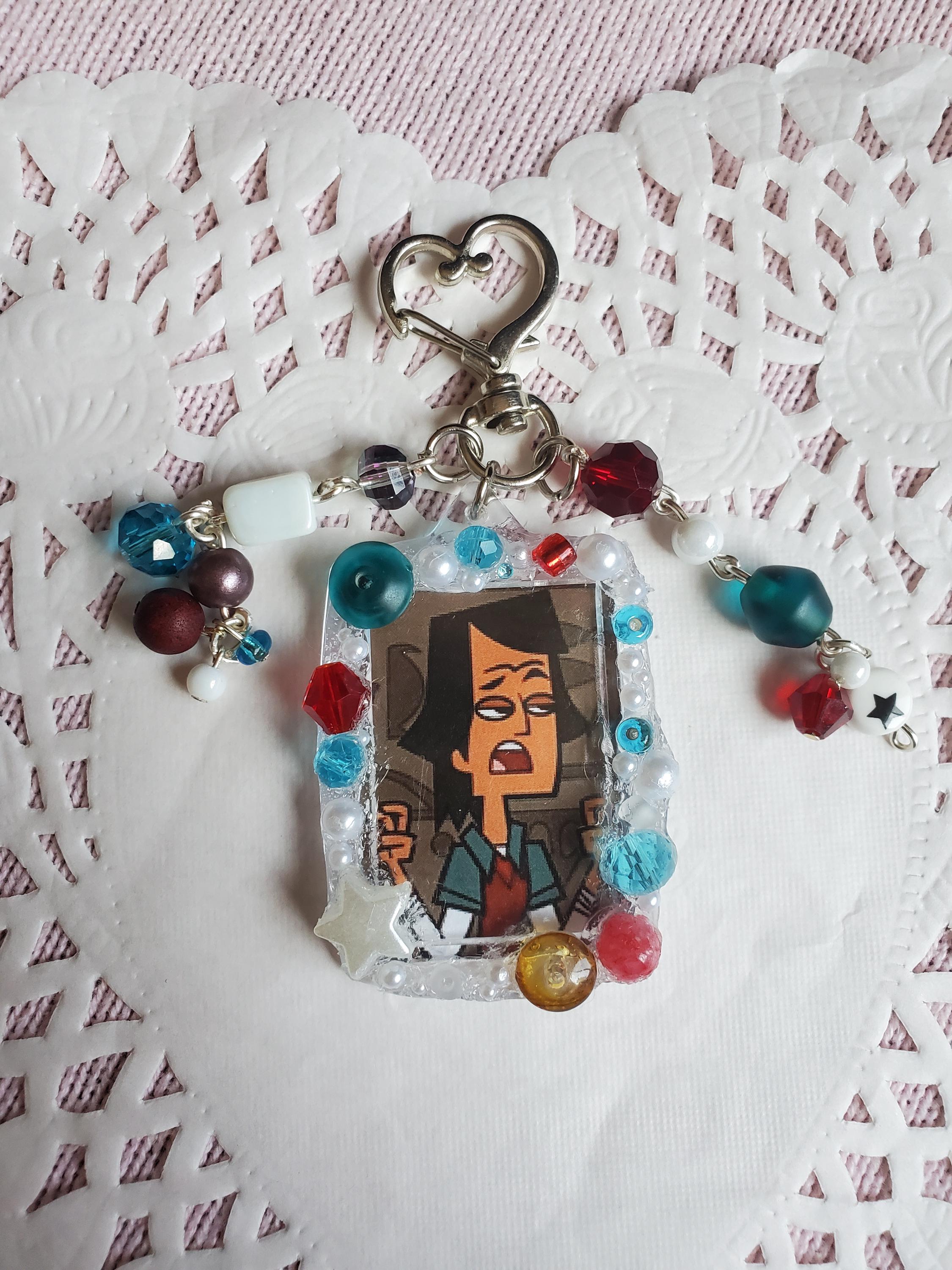 Total Drama Island Beaded Character Keychains - Etsy