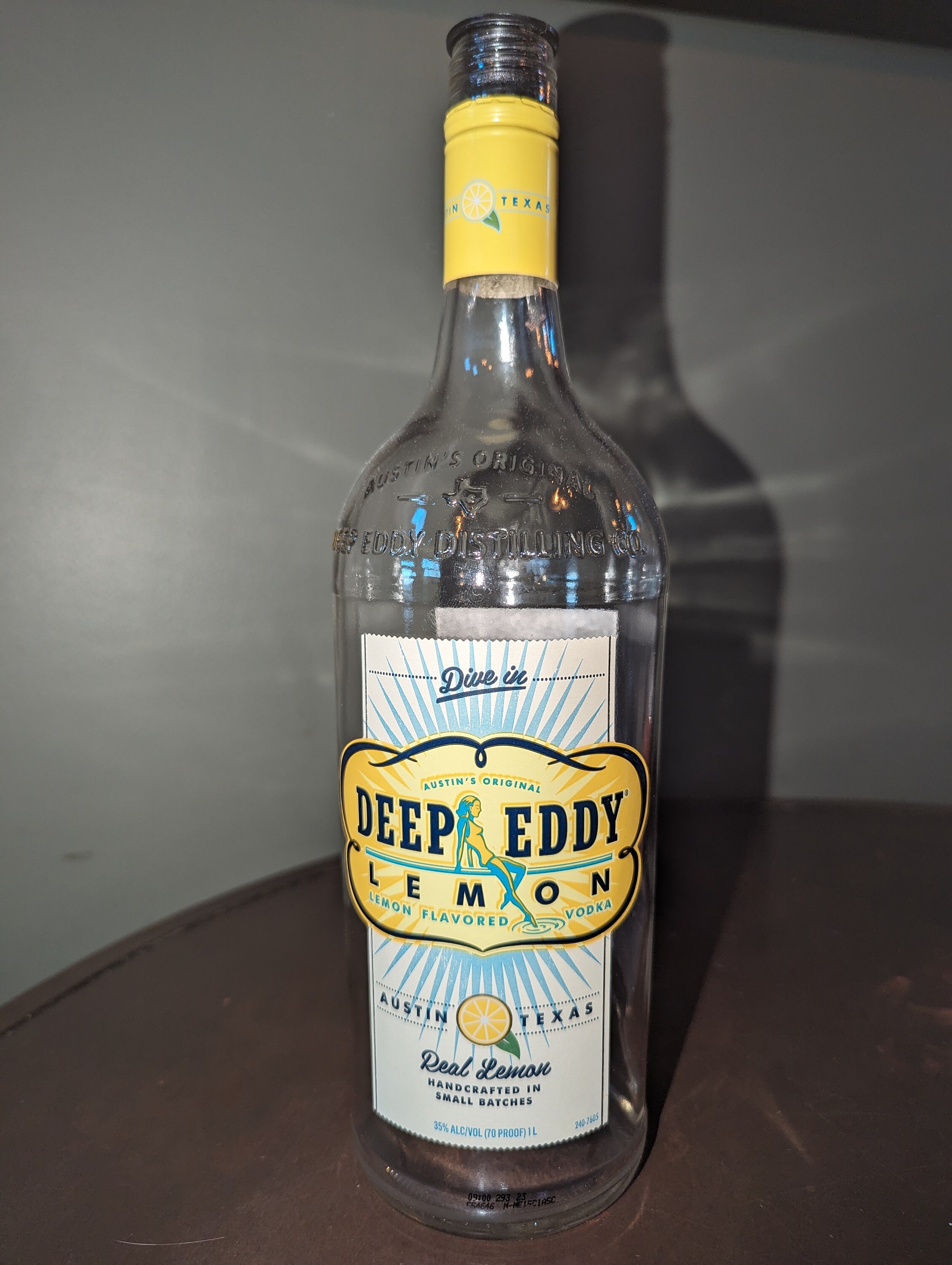 Montón De Botellas De Licor Vacías