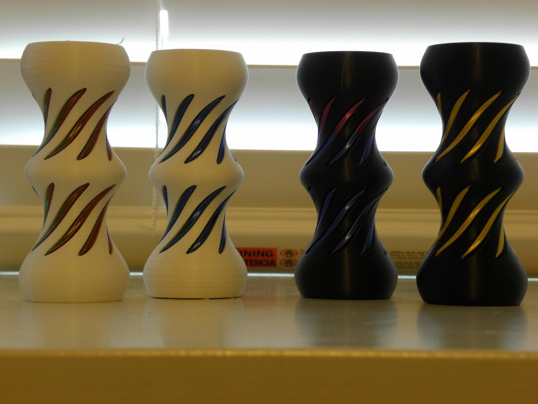 Vortex Passthrough Fidget - Fun Multi-color Stress Relieving Fidget - Etsy