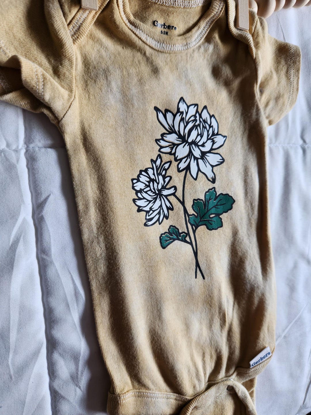 Customized Birth Flower Onesie - Etsy
