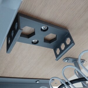 Netgear GS305 Switch Mount Under-desk or Wall Mount Compact and ...
