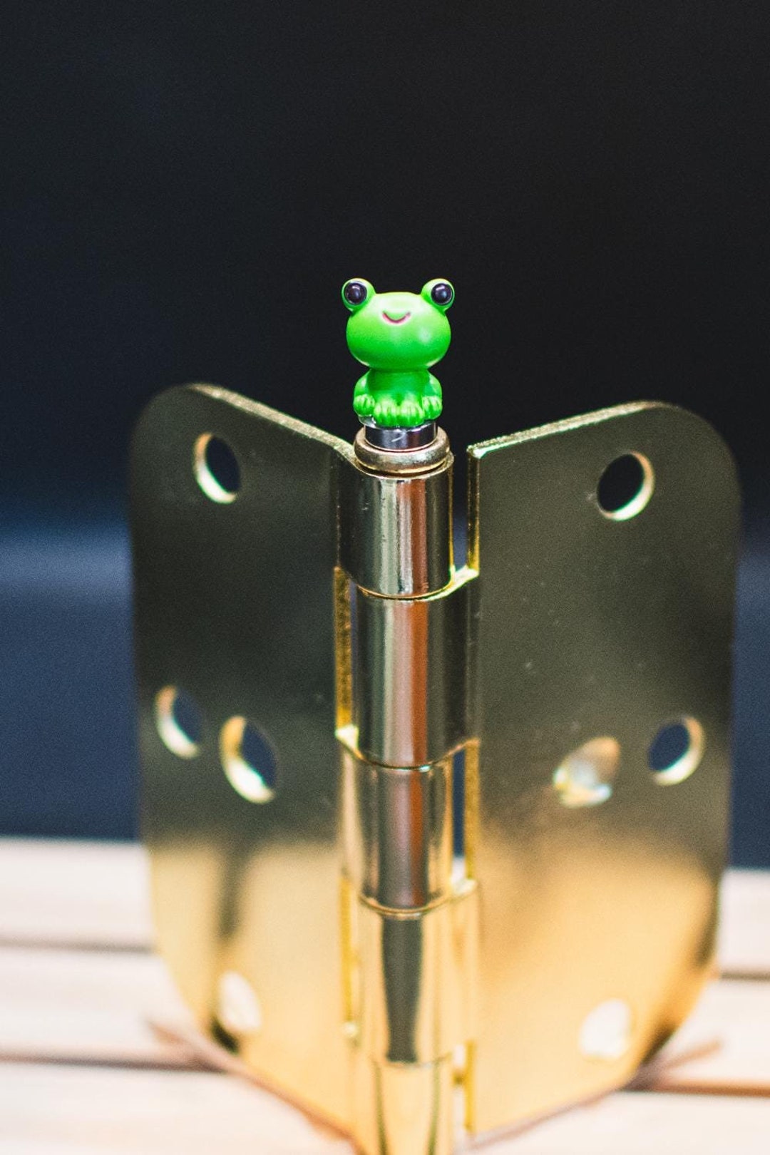 Green Frog Magnetic Hinge Head Topper - Etsy